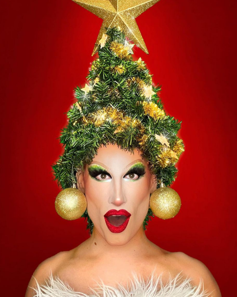 DD Fuego - See the Queens