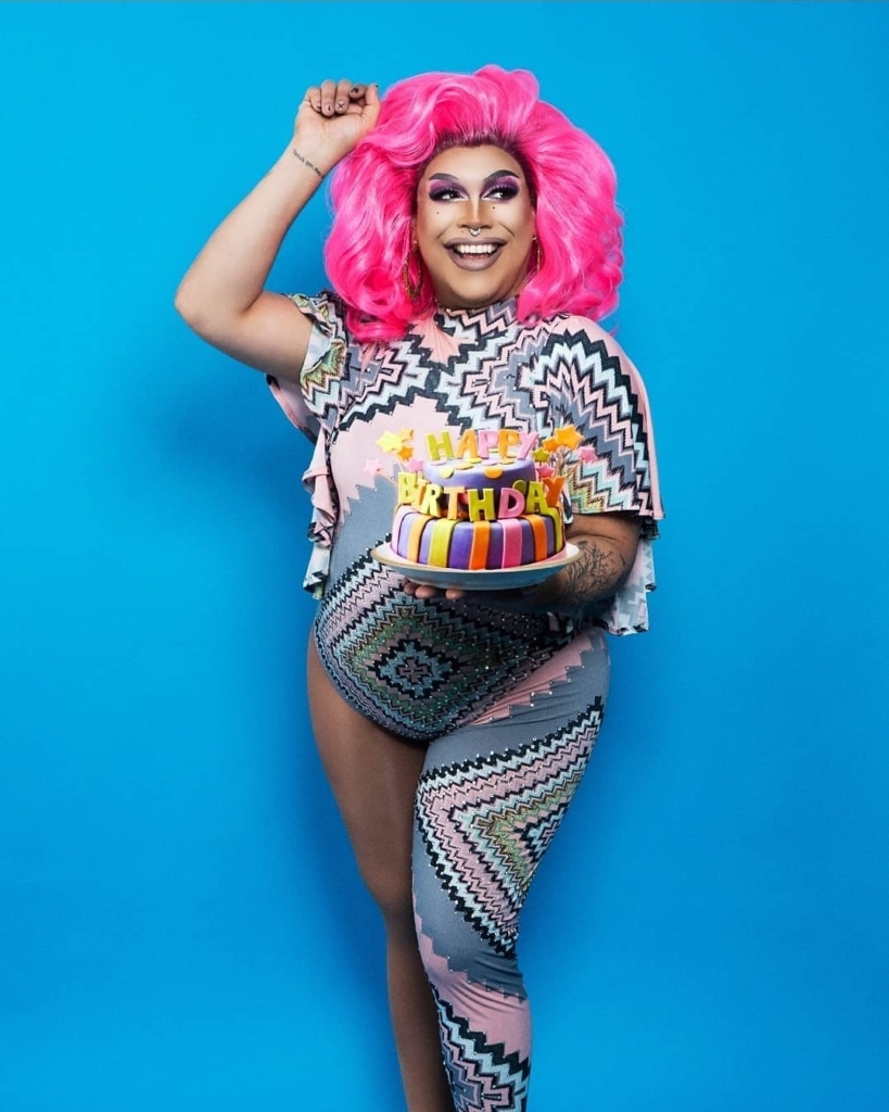 Lola Michele-Kiki - See the Queens