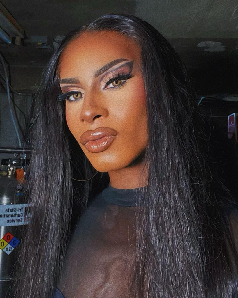 Mo'Riah - See the Queens