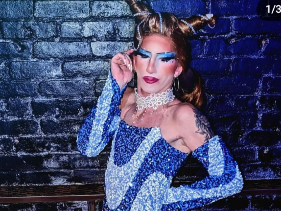 Stella Rise - See the Queens