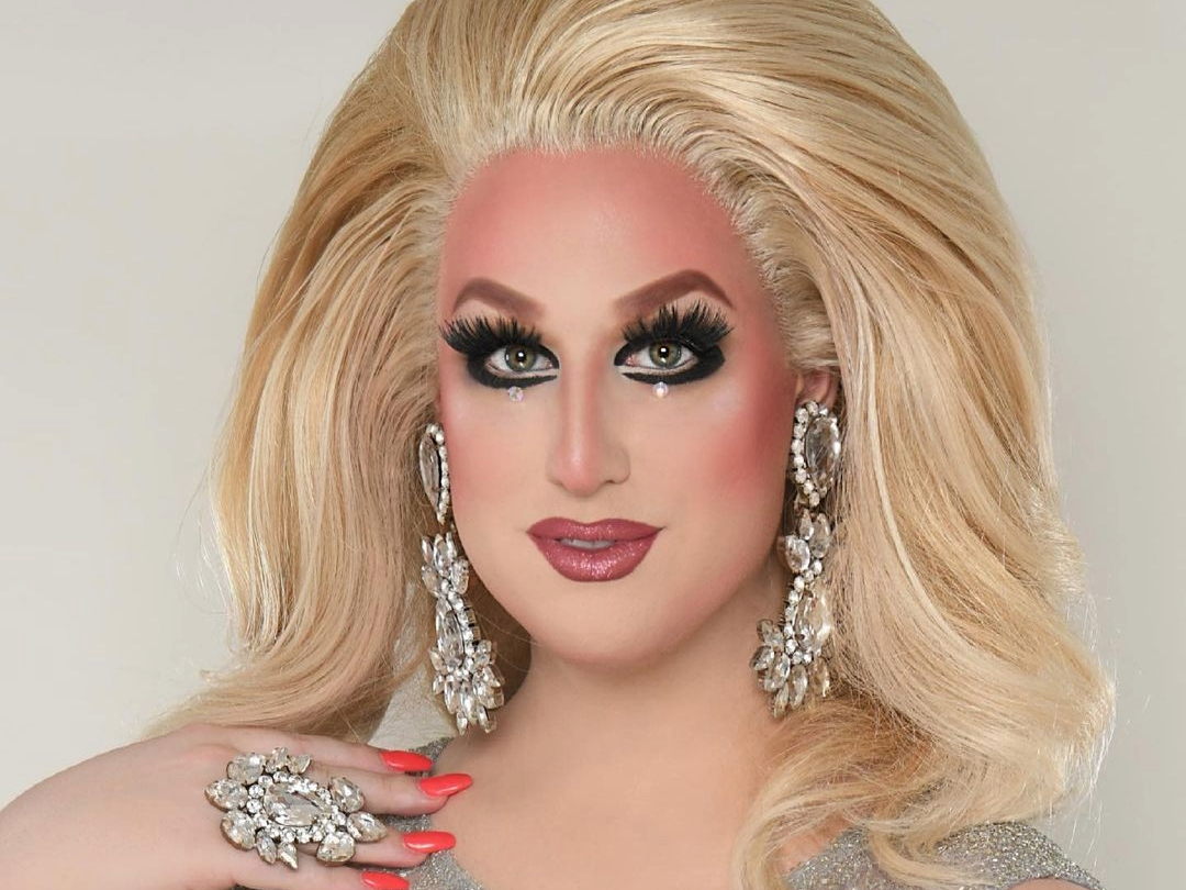 Clarice Hart - See the Queens