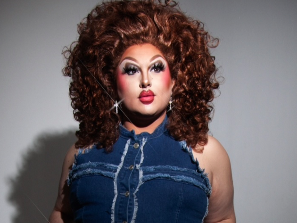See the Queens - Find drag shows in NYC